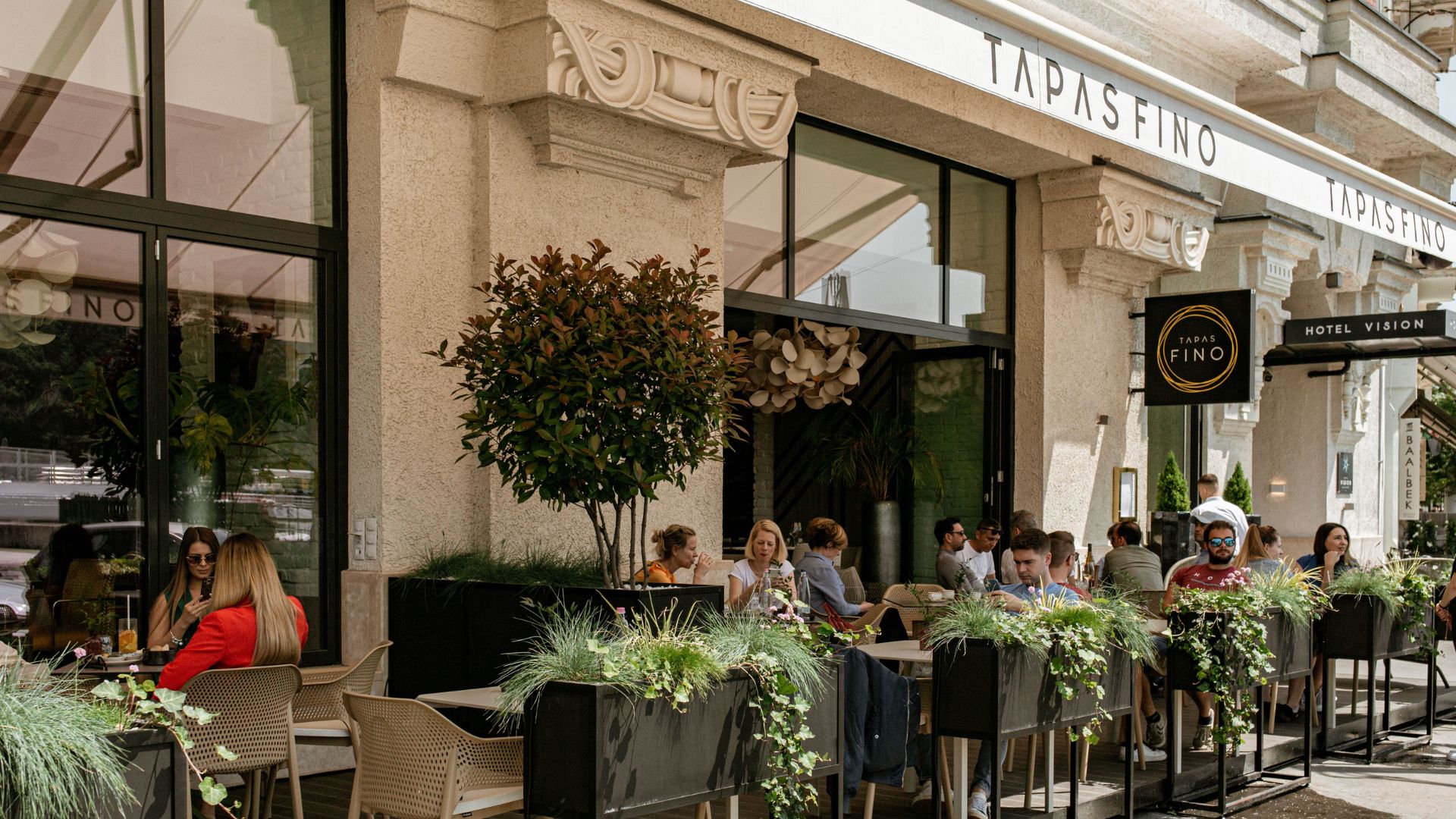 Tapas Fino / About us